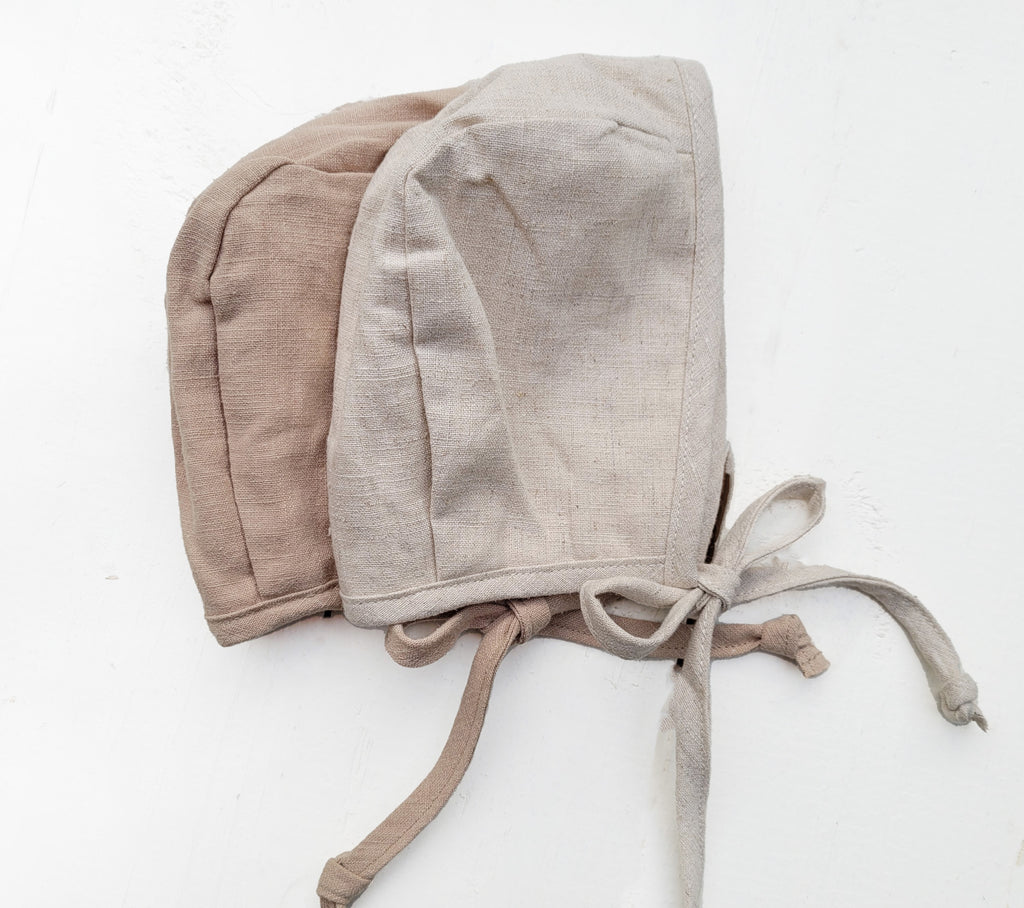Unisex tan dotted bonnet – Olive and Cradle