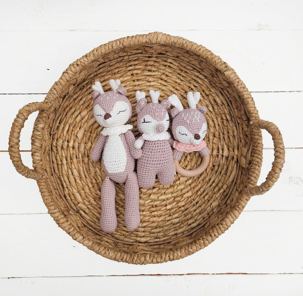 Crochet Sleepy Deer – Olive and Cradle